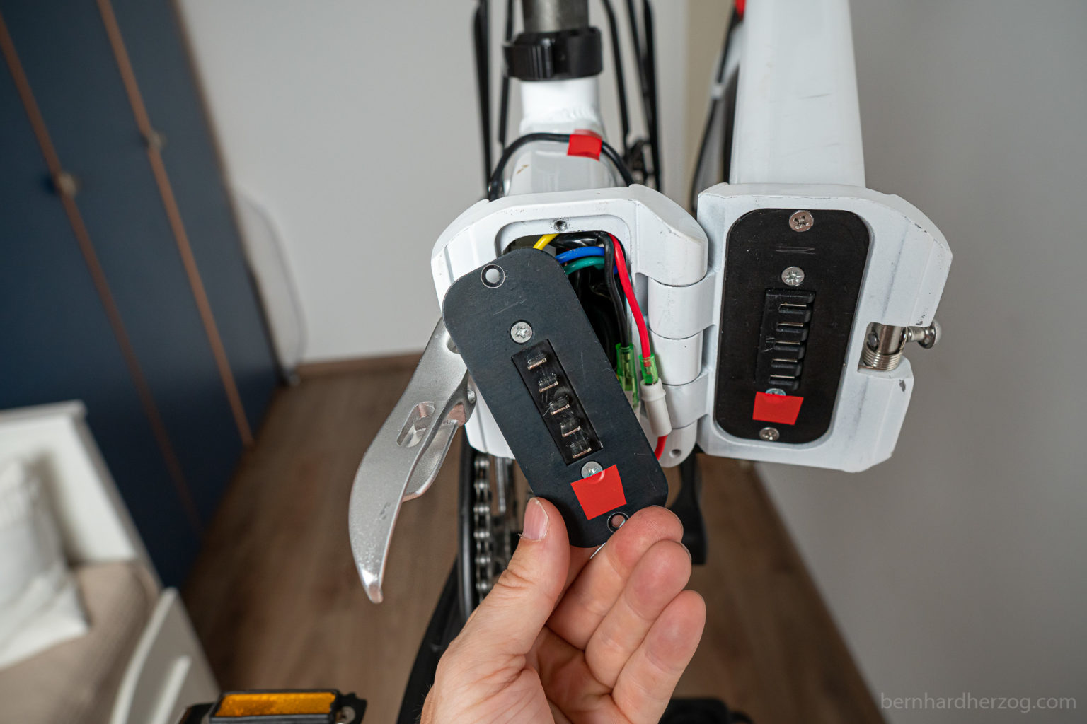 How I upgraded the controller 🤖 of my Scooter E-Bike ⚡ - Bernhard Herzog
